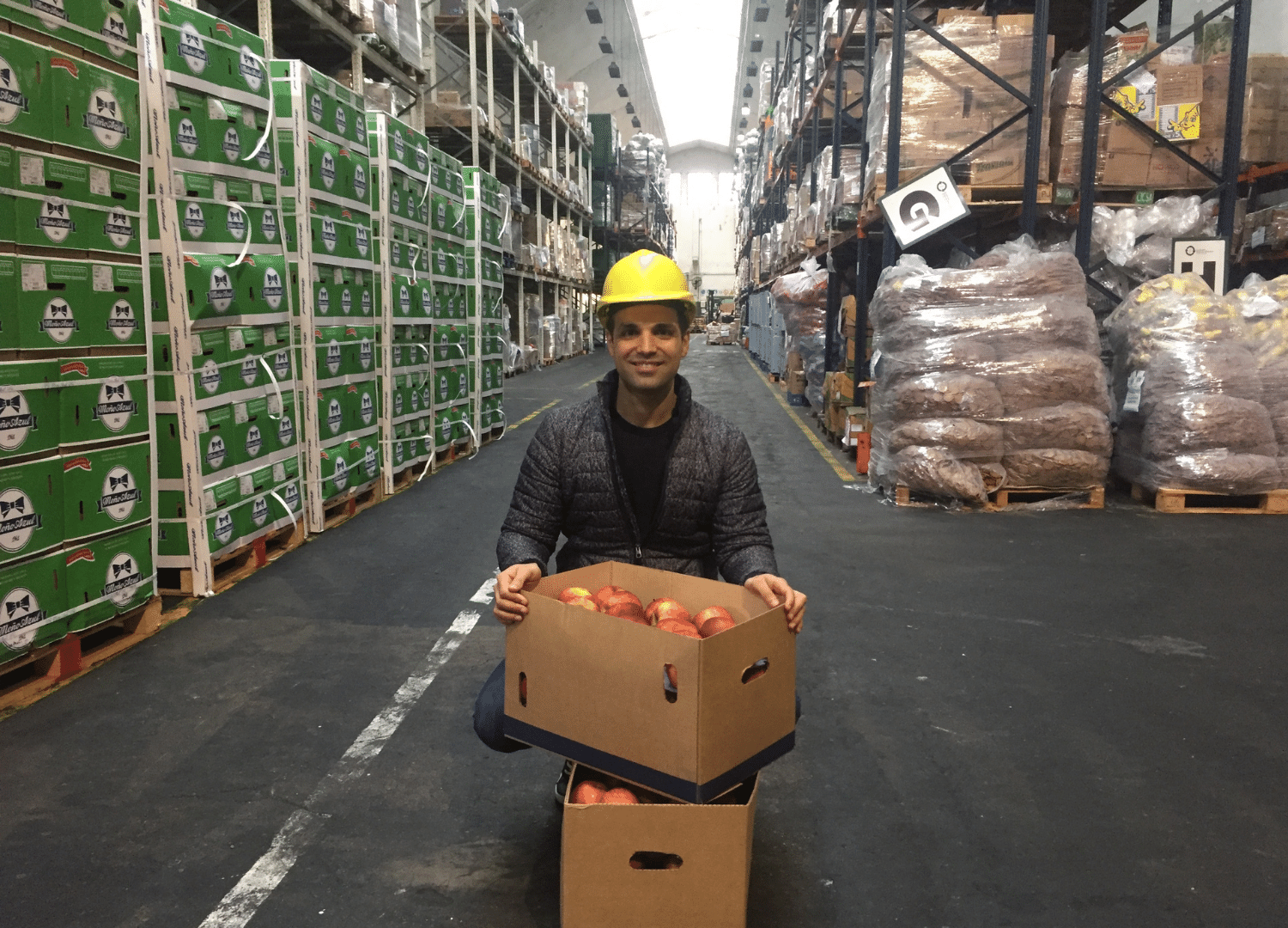 LLEGÓ EL MANZANAZO AL BANCO DE ALIMENTOS - Banco de Alimentos Buenos Aires